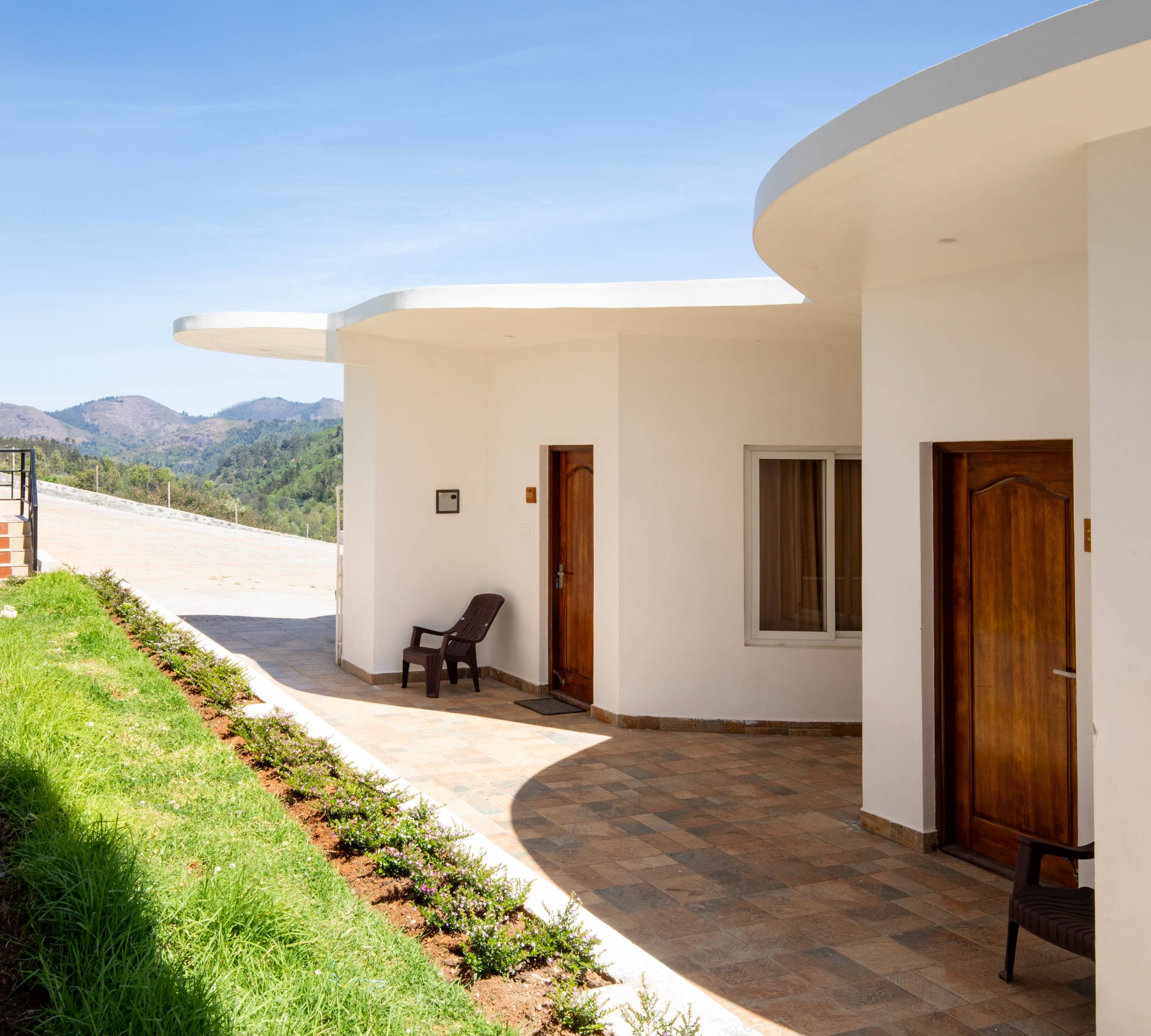 Coastal Grand Resort - Kotagiri